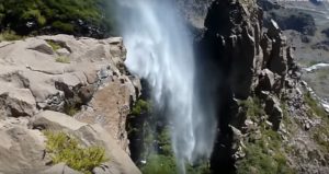 Las 5 mejores Cascadas de Chile | Turismo en Chile